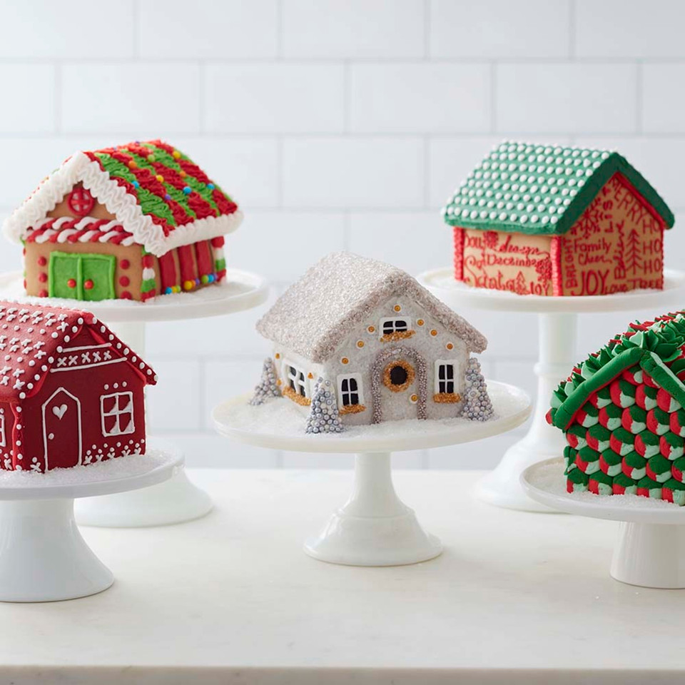 Winter Wonderland Gingerbread House - Wilton