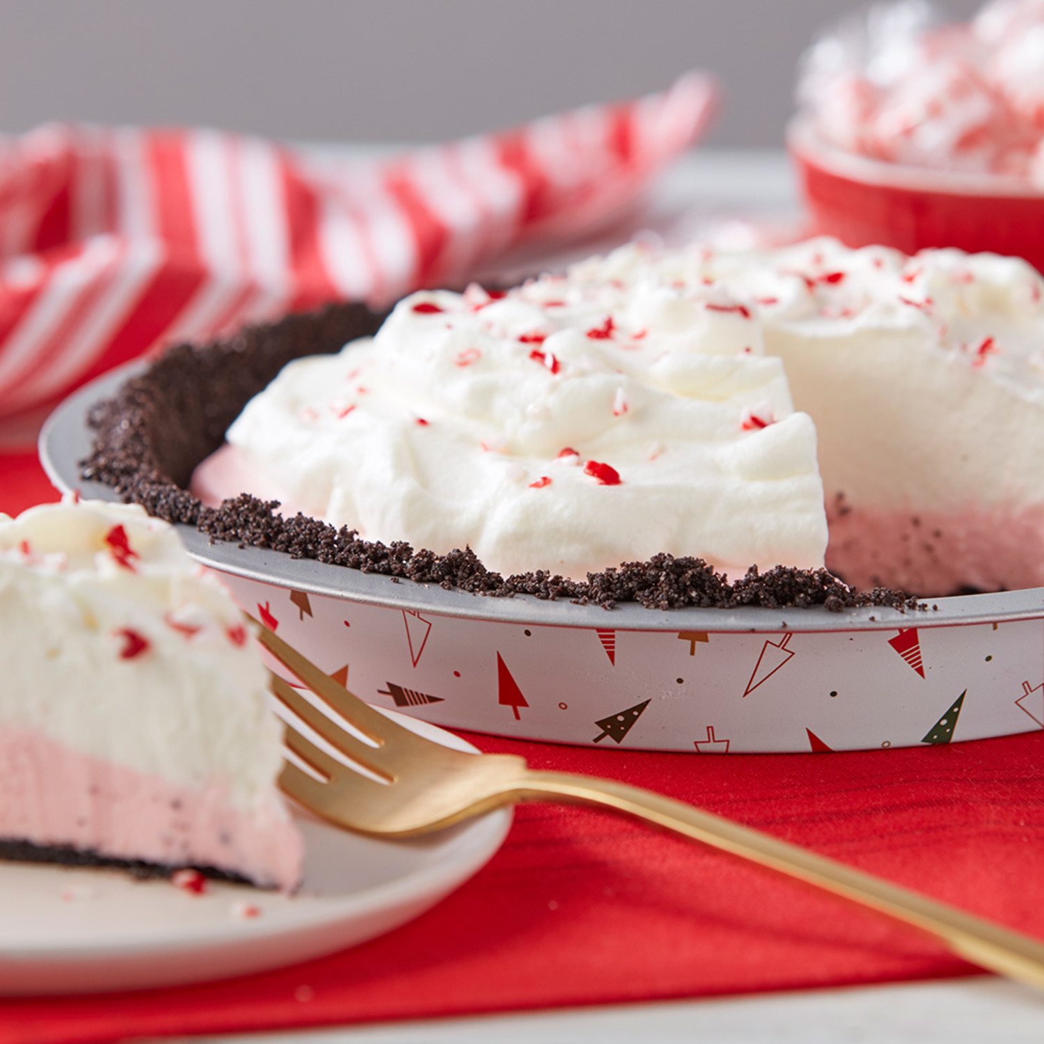 Peppermint Pie (No Bake) - Wilton