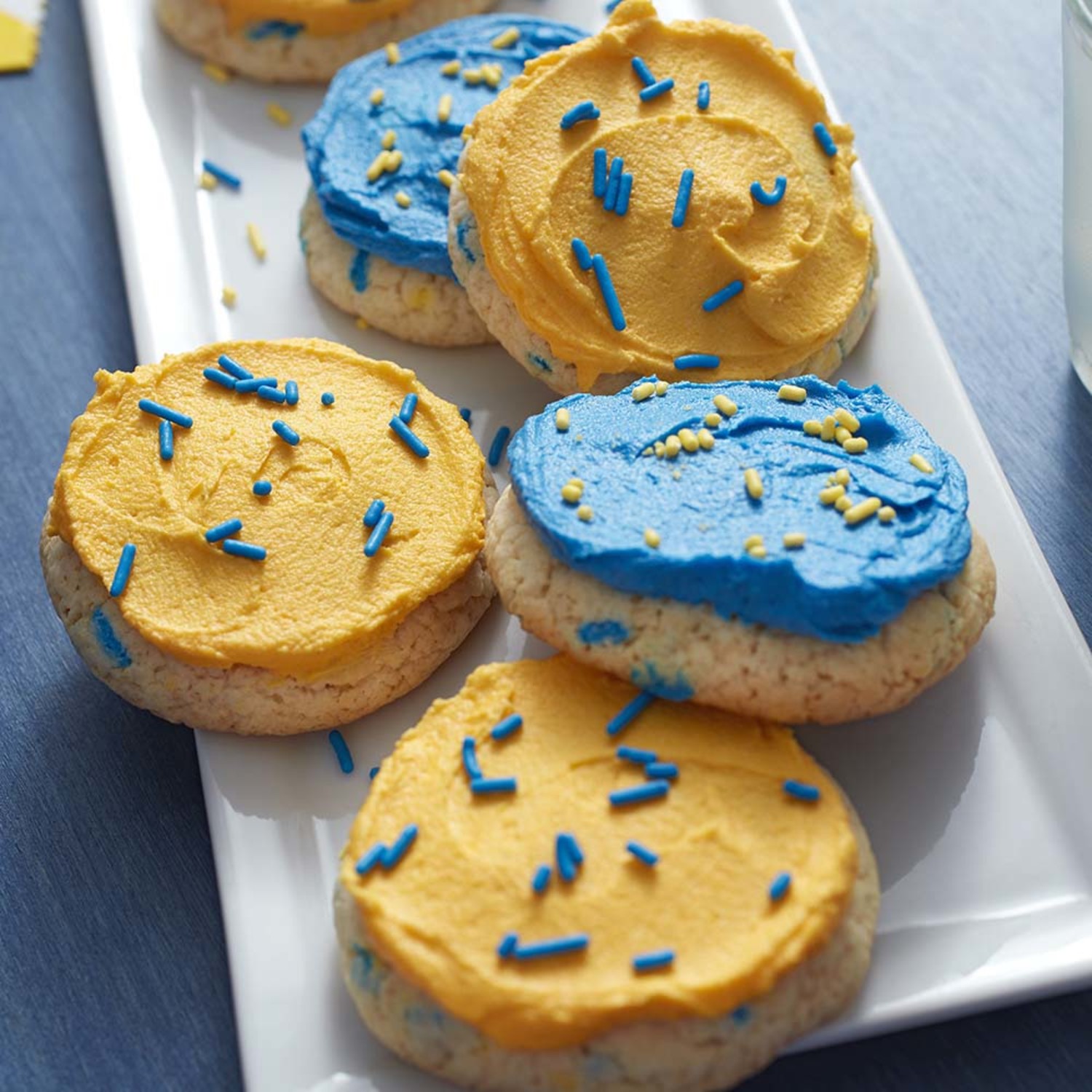 How To Make A Confetti Cake Batter Cookies Wilton how-to-make-a-confetti-cake-batter-cookies-wilton