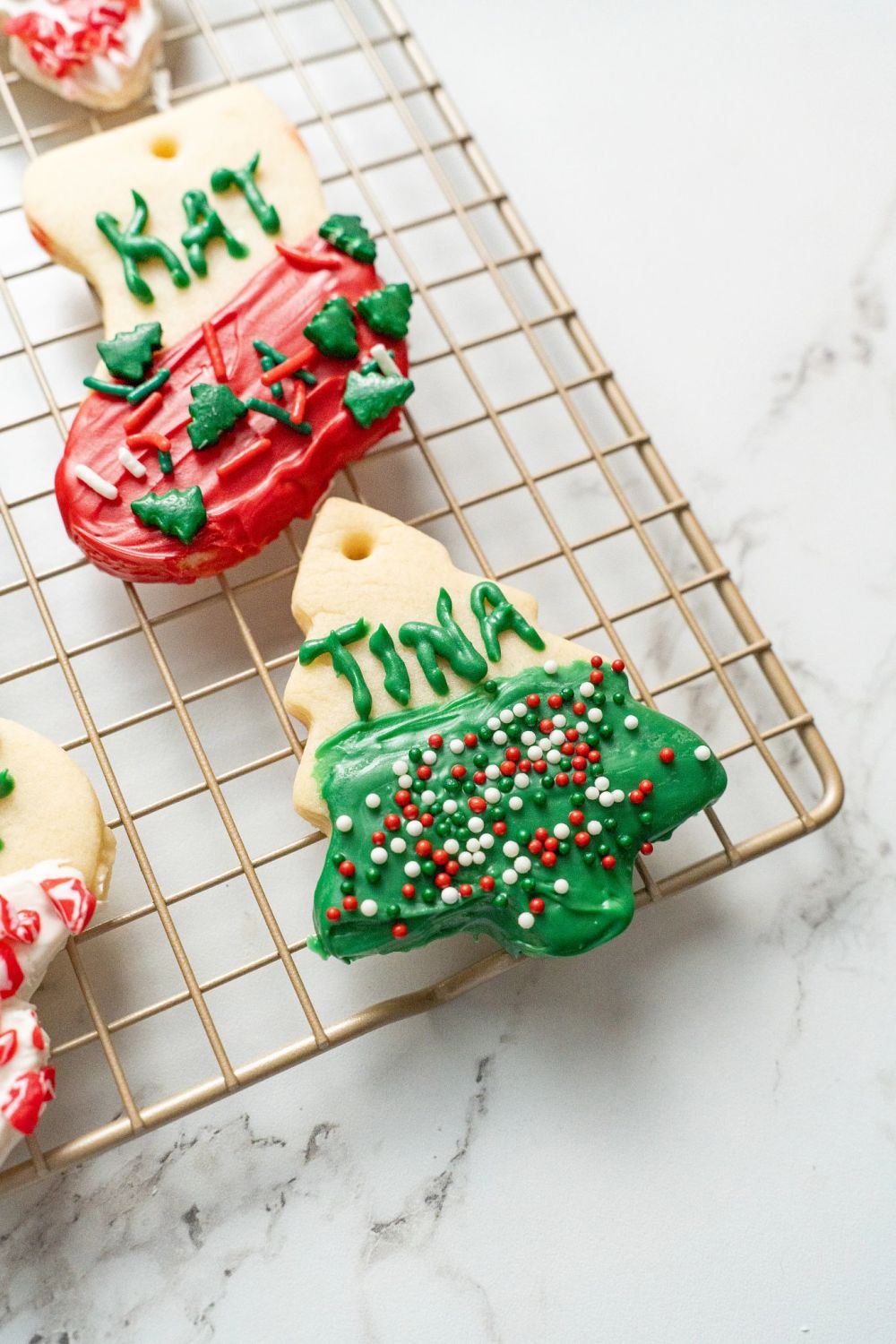 Christmas Gift Tag Cookies - Wilton