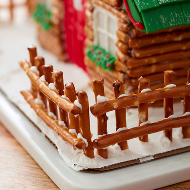 How to Make a Fence - Wilton