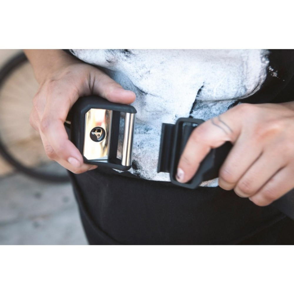 Gold Secure Bike Lock Hiplok Gold Maximum Security Wearable Chain Lock ...