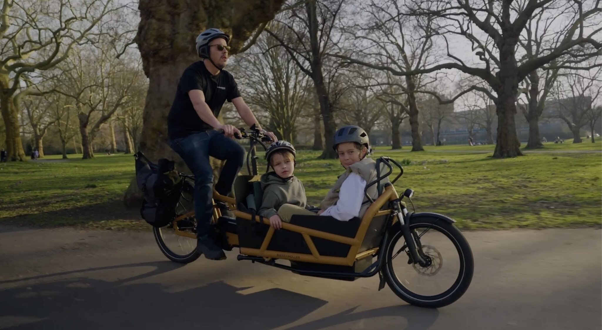 The Best Electric Cargo Bikes for Families in 2025 - Fully Charged
