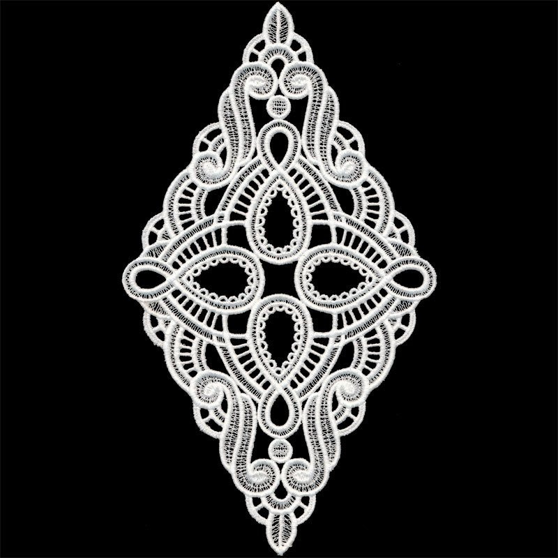 Freestanding Lace Clover Doilies