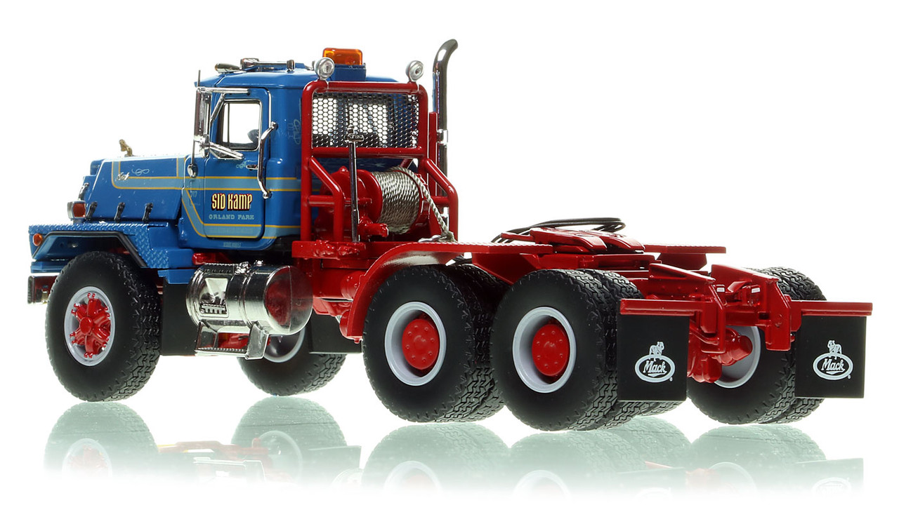 Heavy Haul Replicas Sid Kamp Trucking Mack RD800 Tandem Axle Tractor