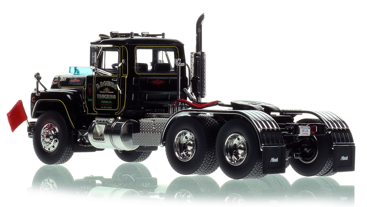 Heavy Haul Replicas D. Rounds Trucking 1988 Mack R688 tandem axle tractor