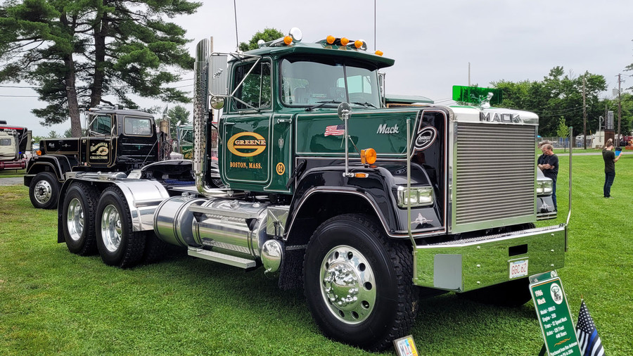 Heavy Haul Replicas G. Greene Construction 1986 Mack Superliner Tandem ...