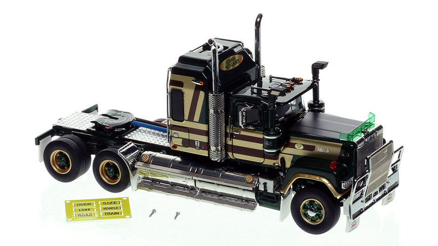 Drake Collectibles Mack Bicentennial Superliner II Tandem-Axle Sleeper ...