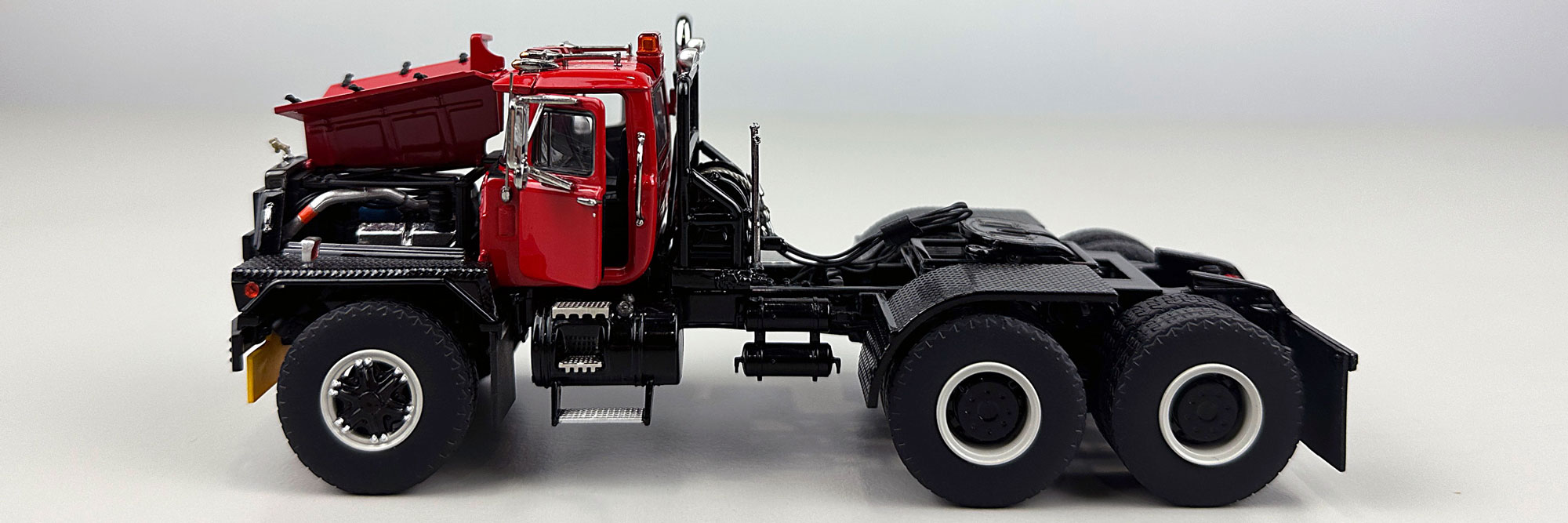 Heavy Haul Replicas 1:50 scale models