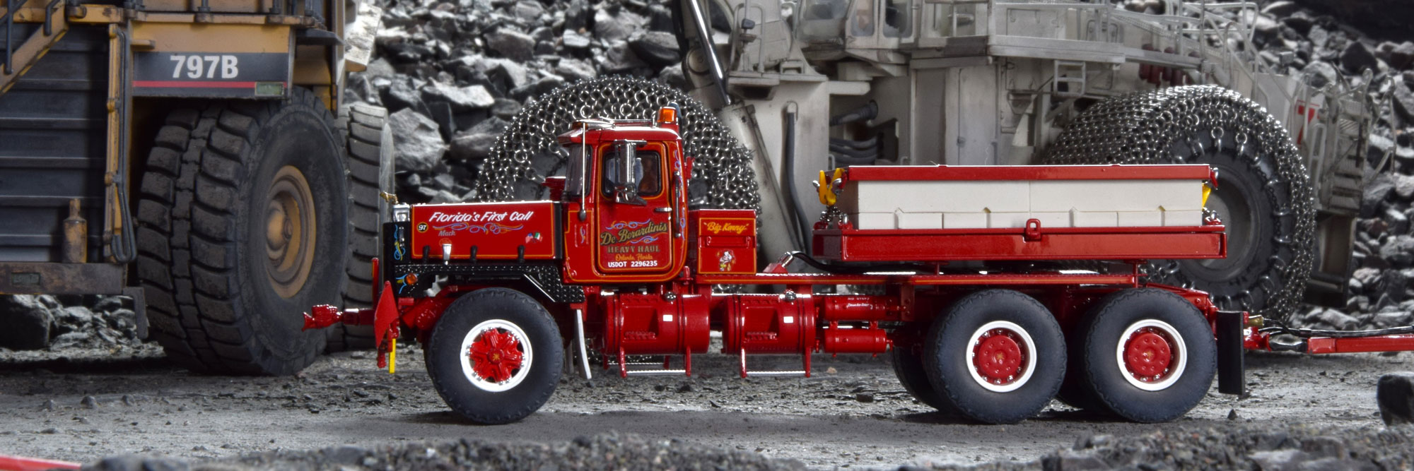 Heavy Haul Replicas 1:50 scale models