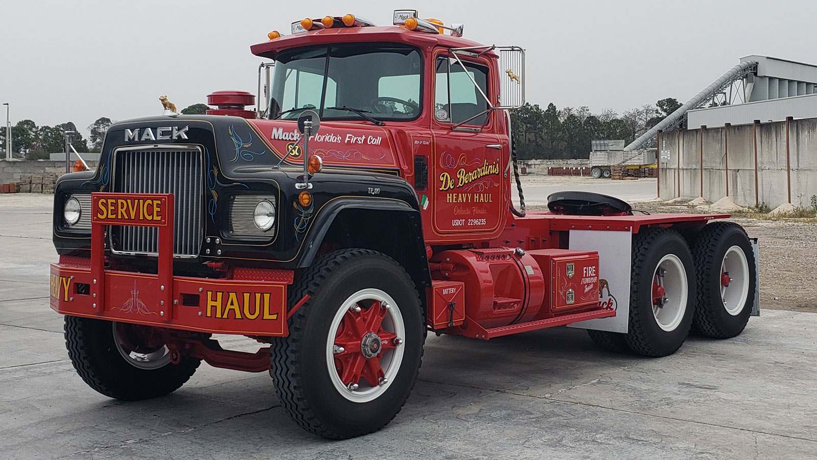 DeBerardinis Mack R replica coming in late 2024 - Heavy Haul Replicas