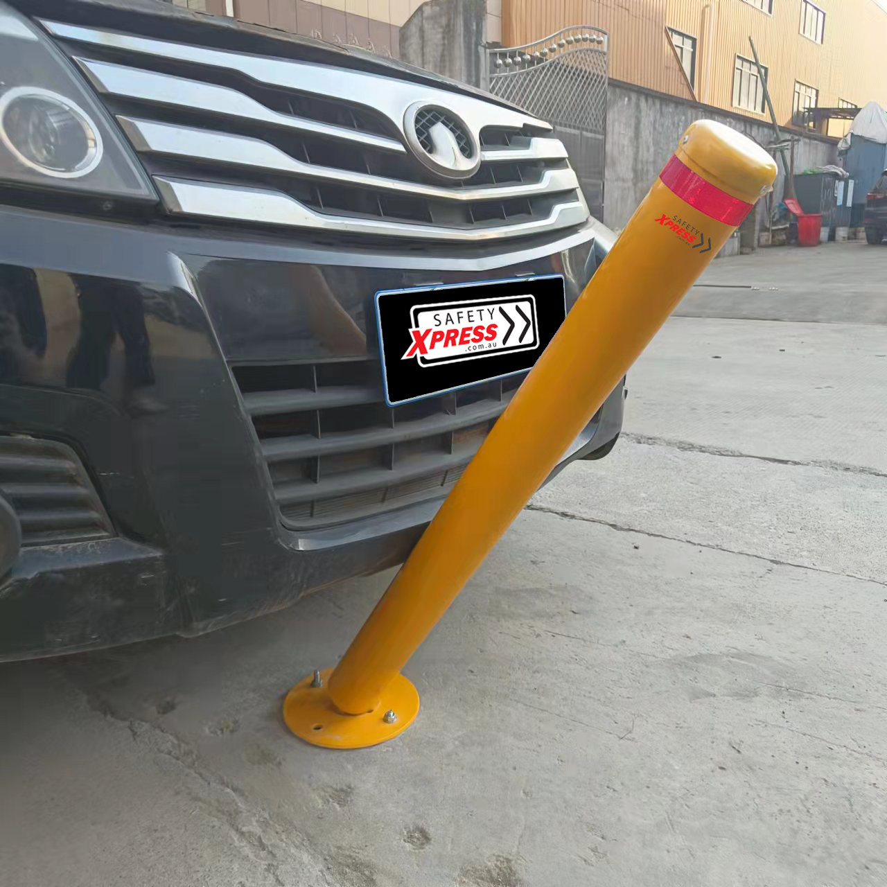 Surface Mount Steel Flexi Bollard 140mm x 1200mm | SafetyXpress