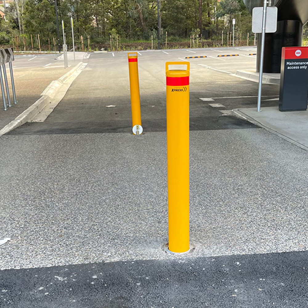 Bollard - Removable 140mm Sleeve Lock - With Sleeve & Padlock - Safety ...