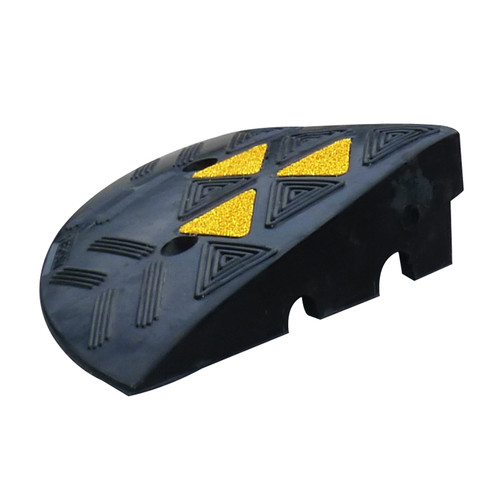 Kerb Ramp with Yellow Reflector - 100mm High - Rubber End Section ...