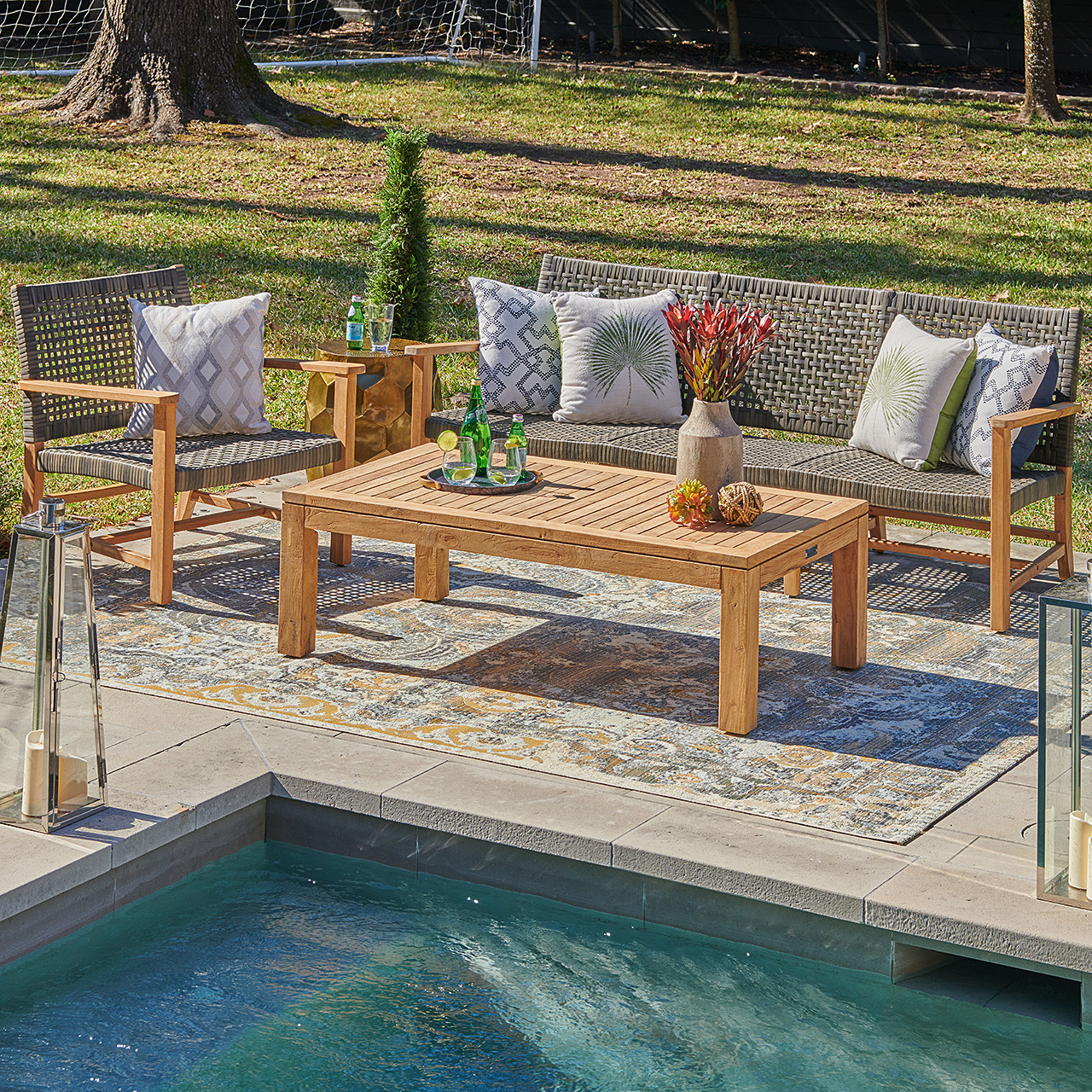 Hampton Products - Fortunoff Backyard Store