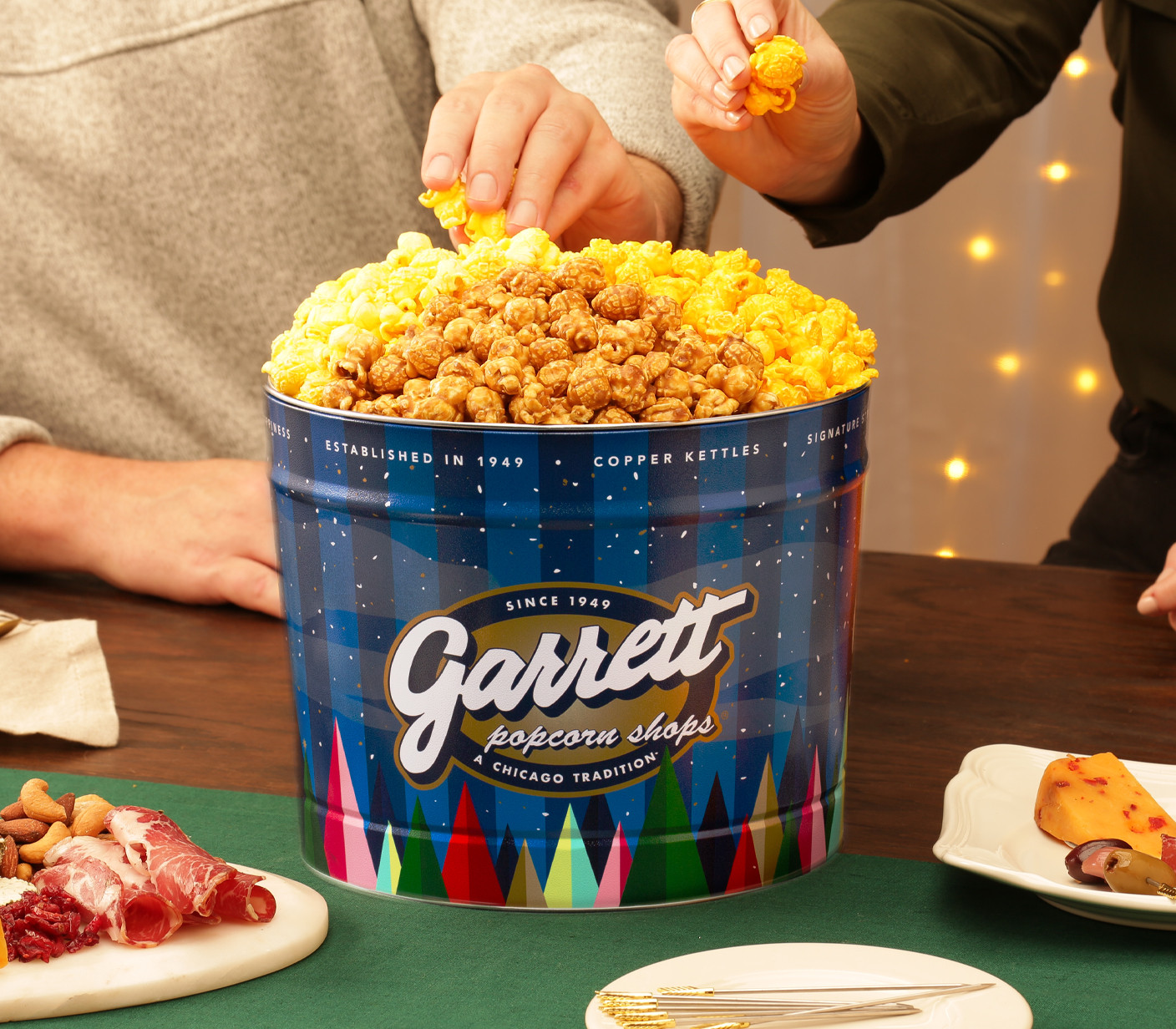 Gourmet Popcorn Tin | Best-Selling Recipes | Garrett Popcorn Shops
