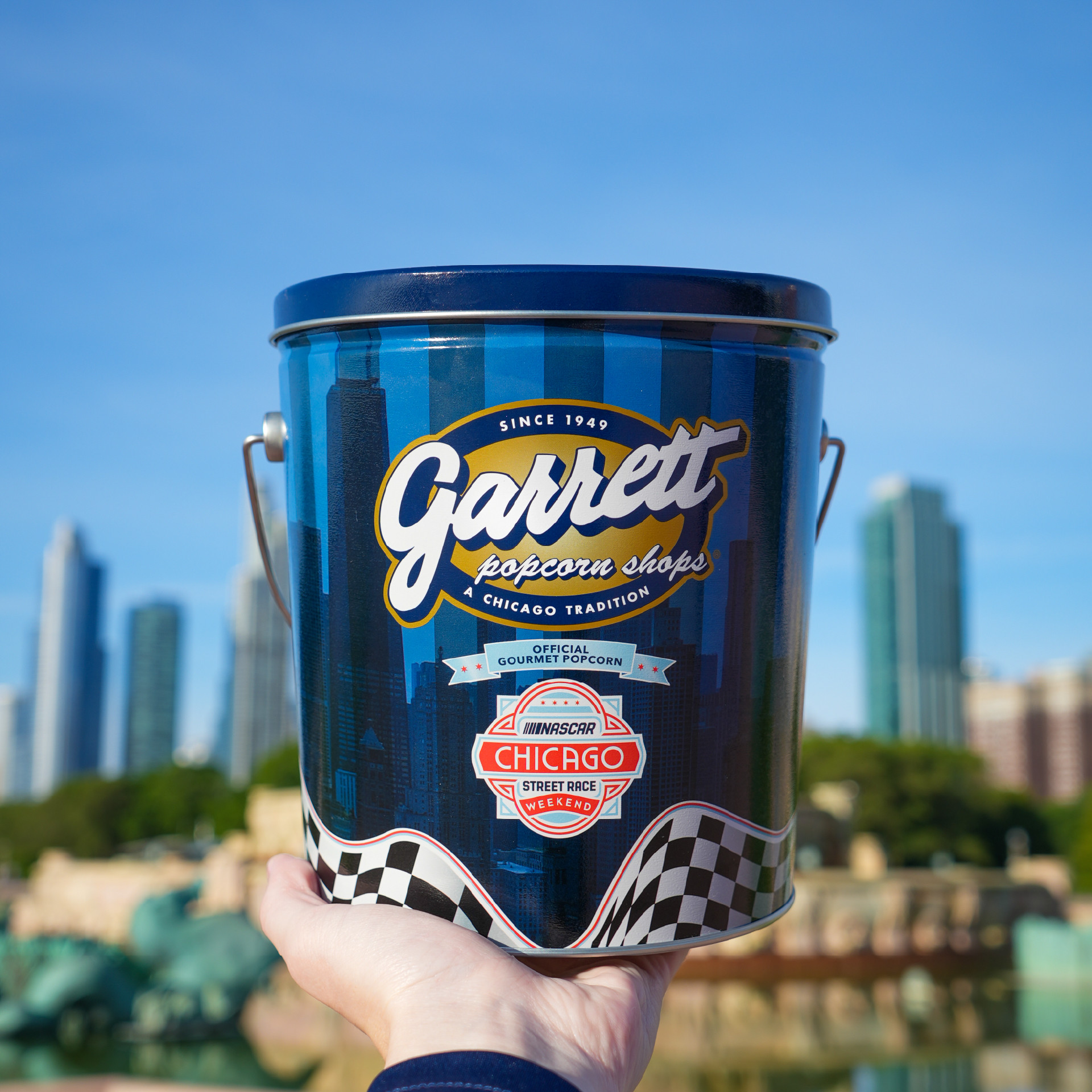 Chicago Sports Popcorn Tins |Gifts for Sports Fans | Garrett Popcorn Shops