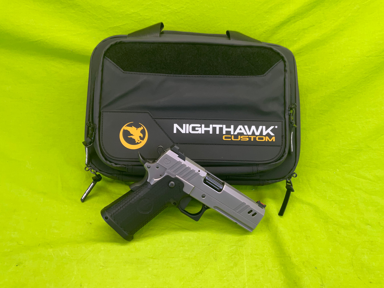 NIGHTHAWK CUSTOM 2011 DBS9 COMMANDER DOUBLE STACK 9MM IOS SILVER DLC