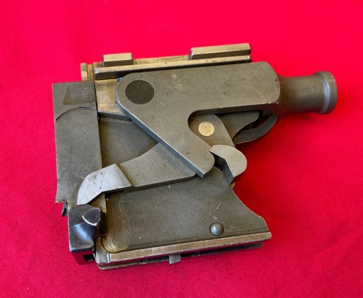 ORIGINAL VICKERS 303 BRITISH COMPLETE LOCK BOLT ASSEMBLY UNISSUED NOS