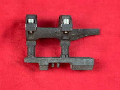 USGI US Army PEQ Laser Mounting Bracket A3186958 (22o da02-PEQ) GWOT M4 M16