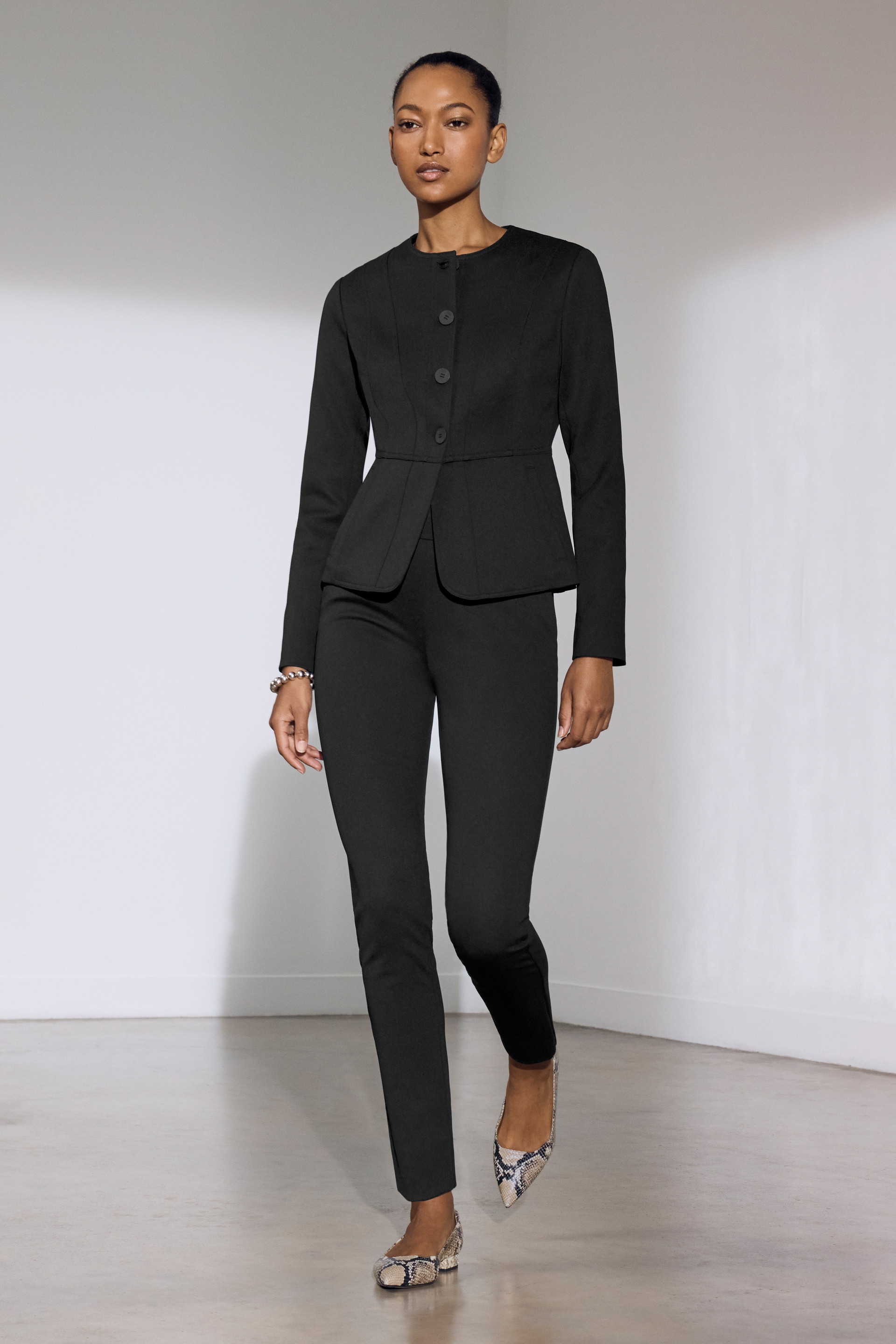 4-Way Stretch Sunbury Jacket Black - Welcome to the Fold LTD