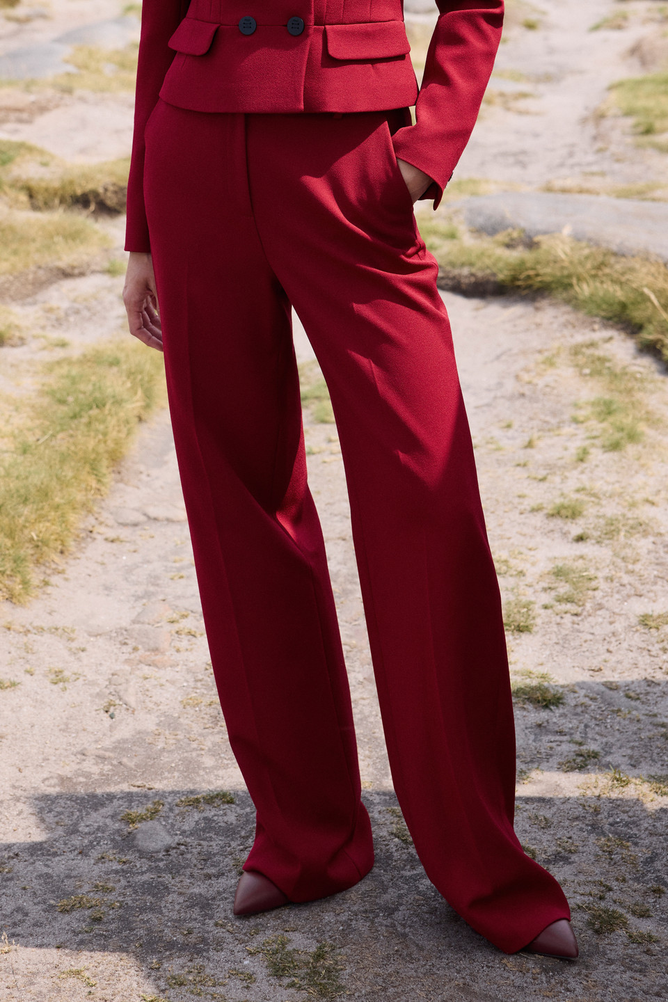 Adelaide Sculpt Stretch Crepe Wide-Leg Trousers Dark Red - Welcome to ...