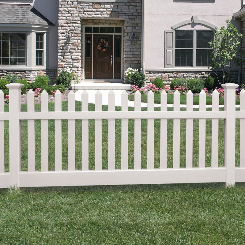 Catalyst Nantucket 4x8 Classic Spade Picket Fence Panel – White