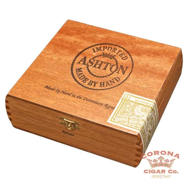 Ashton Classic Churchill (7 1/2 x 52) - Corona Cigar Co.