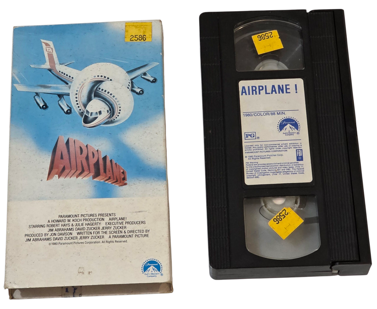 Airplane VHS Movie Stars Robert Hays Julie Haggerty