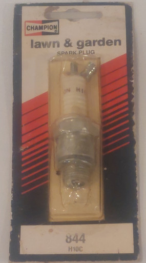 Champion Lawn & Garden Spark Plug 844 Vintage 80s or 90s New old stock