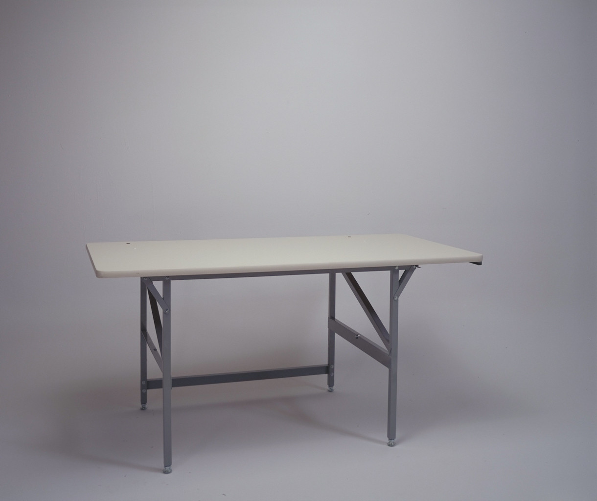 Packing Tables & Workstations