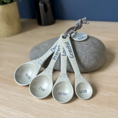 In This Home Measuring Spoon Gift Set Light Gray