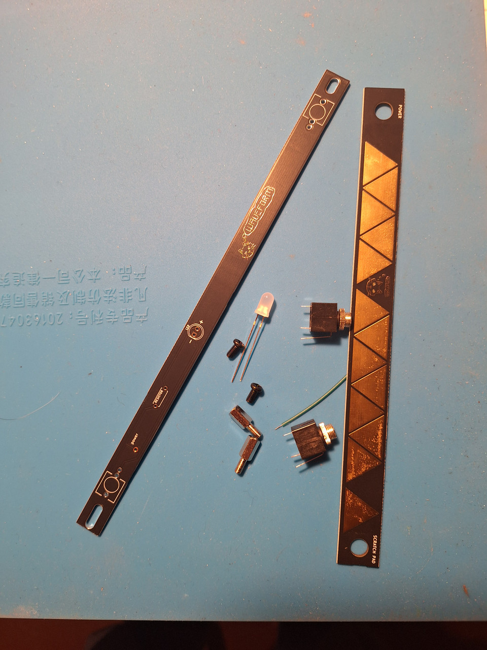 Catwalk Scratch Pad Keyboard - Waveform DIY Project Passive-ish ...