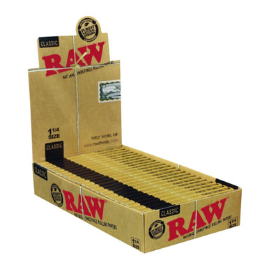 RAW CLASSIC ROLLING PAPERS 1¼ 50CT (DISPLAY OF 24) | Prime Supply Distro