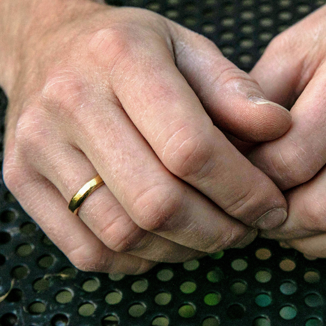 Lee Hand-Carved Wedding Ring - 5mm | Olivia Ewing
