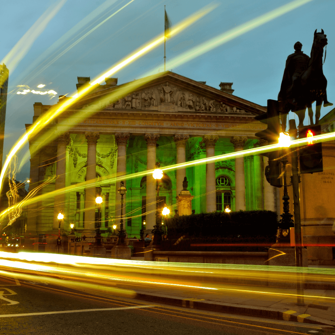 Interest Rates Remain Steady After 14 Consecutive Increases - Ceres Shop