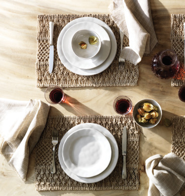 Puro Whitewash Dessert/Salad Plate - Plum Pudding