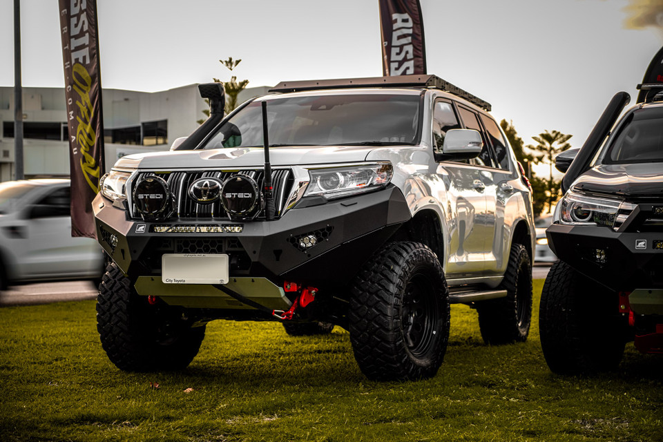 Offroad Animal Predator Bull Bar - Toyota Prado 150 Series 2018