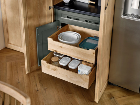 Deluxe Deep Roll-Out Trays for Kitchen Cabinets | KraftMaid