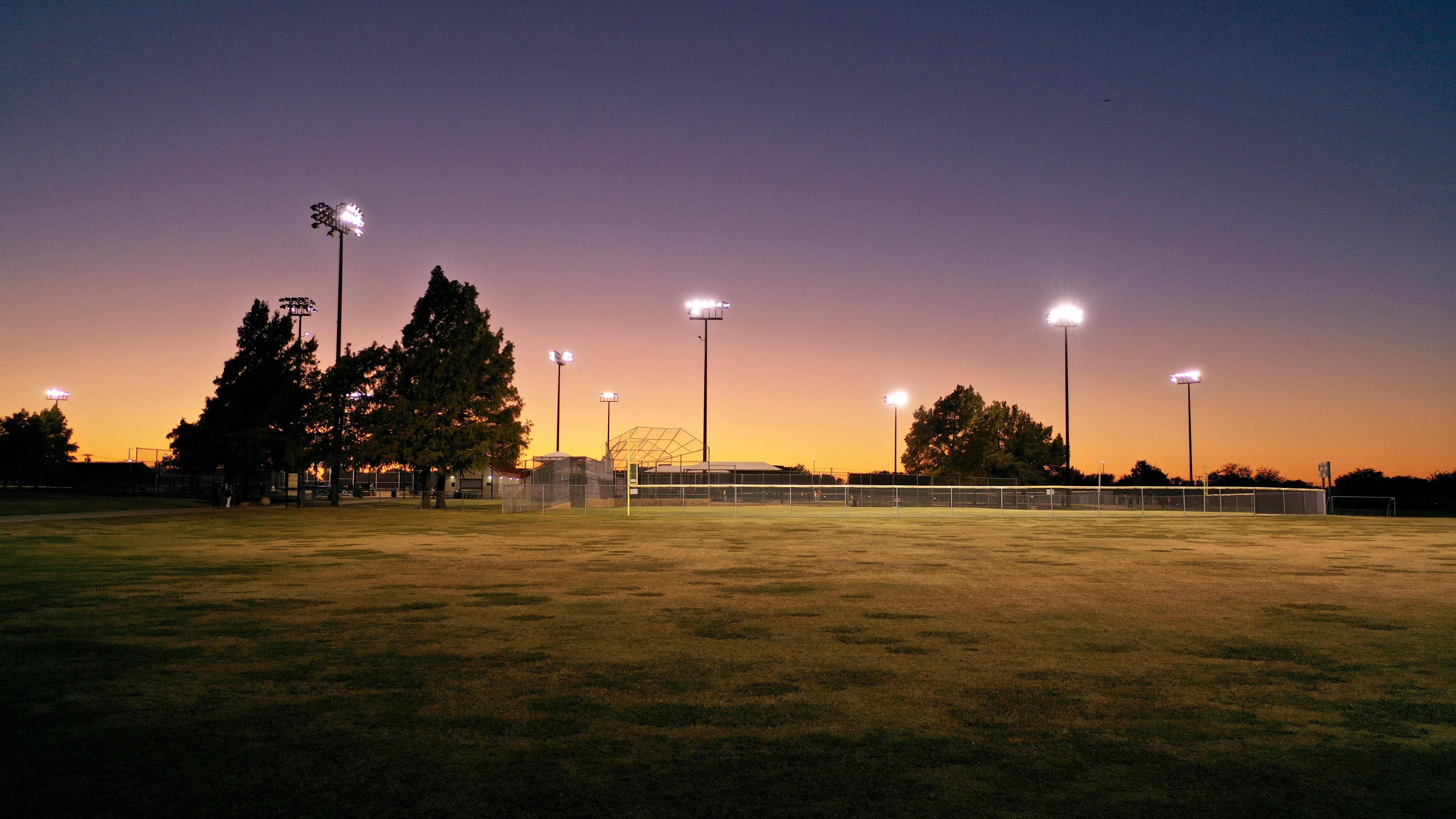 142. LED Lighting Standards for Stadiums: A Complete Guide - OEO Energy ...