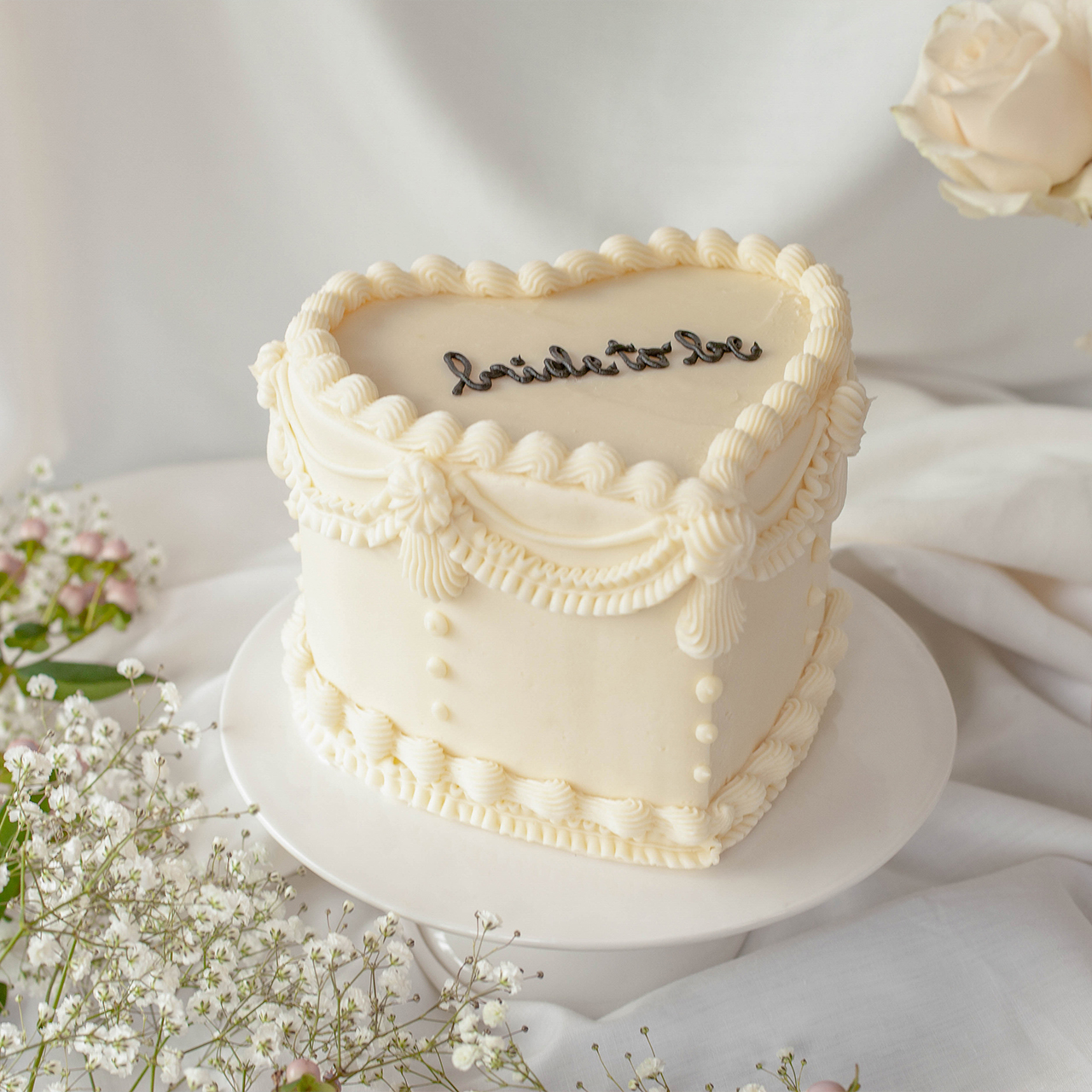 White Vintage Heart Cake