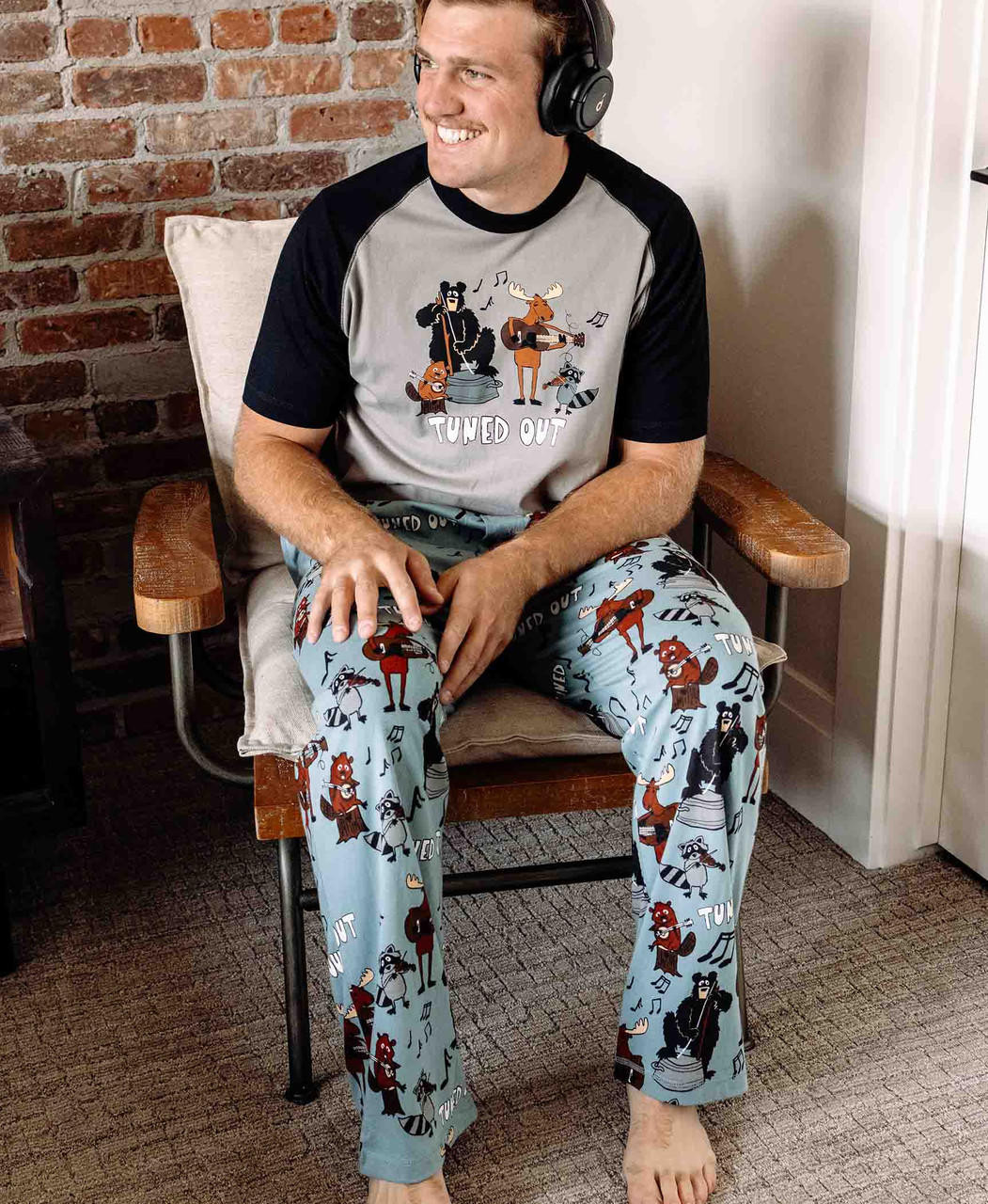 Tuned Out Men's PJ Set