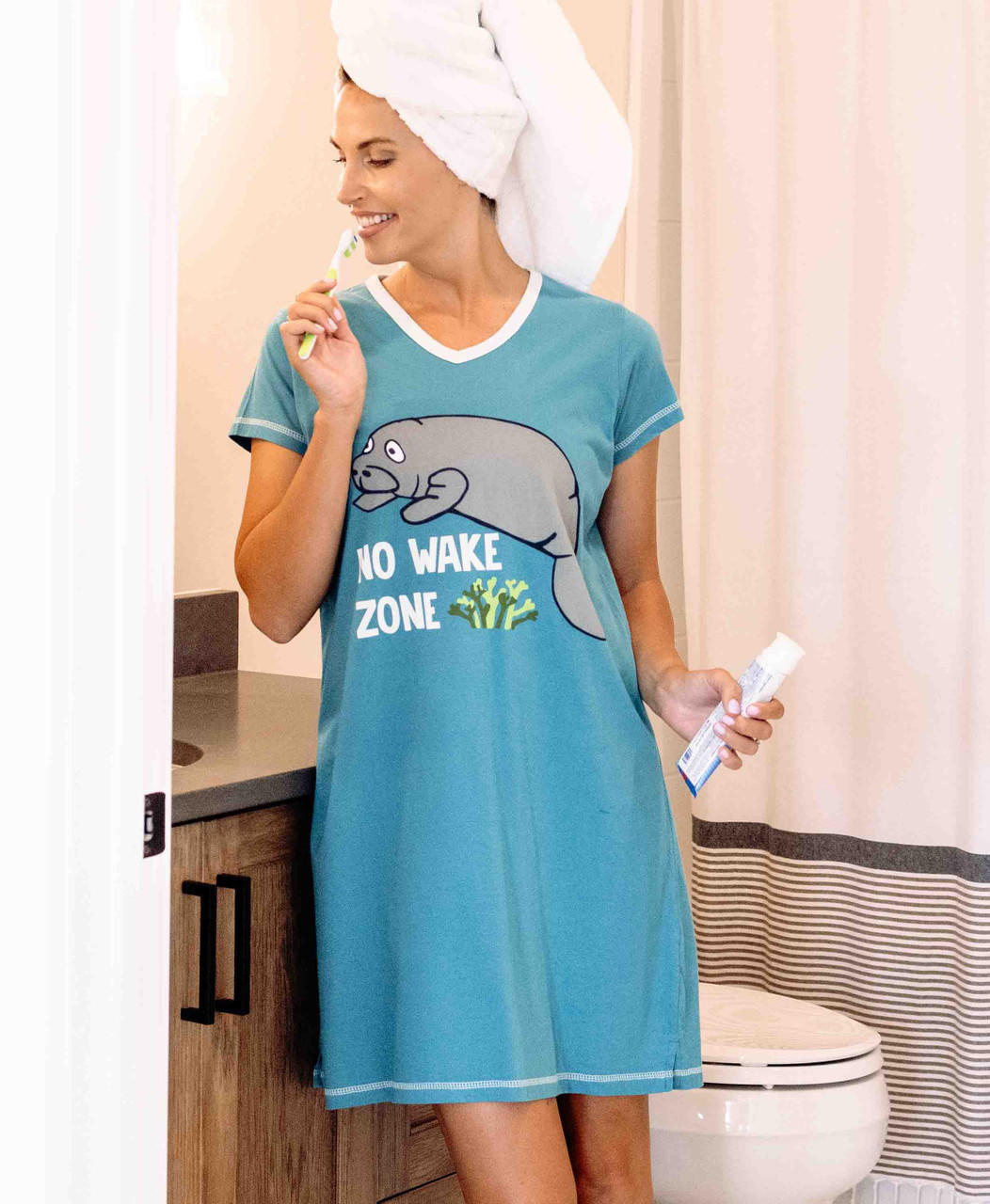 No Wake Zone Women's Manatee V-Neck Nightshirt