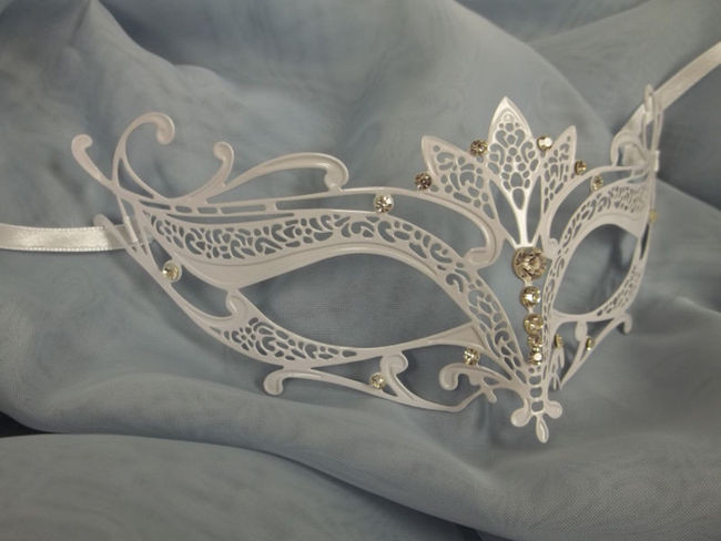 White Crystal Tiara Laser Cut Venetian Mask Masquerade Halloween Metal ...