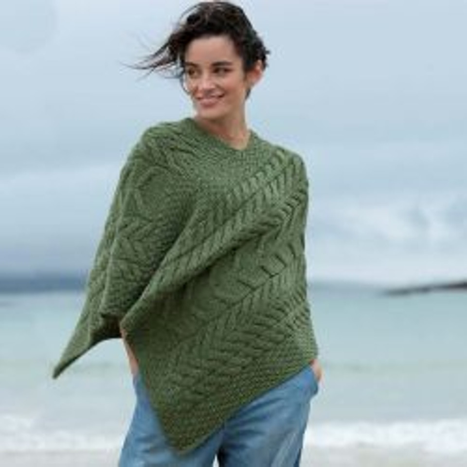 Best Women's Irish Clothing Online | Traditional Aran Knitwear ...
