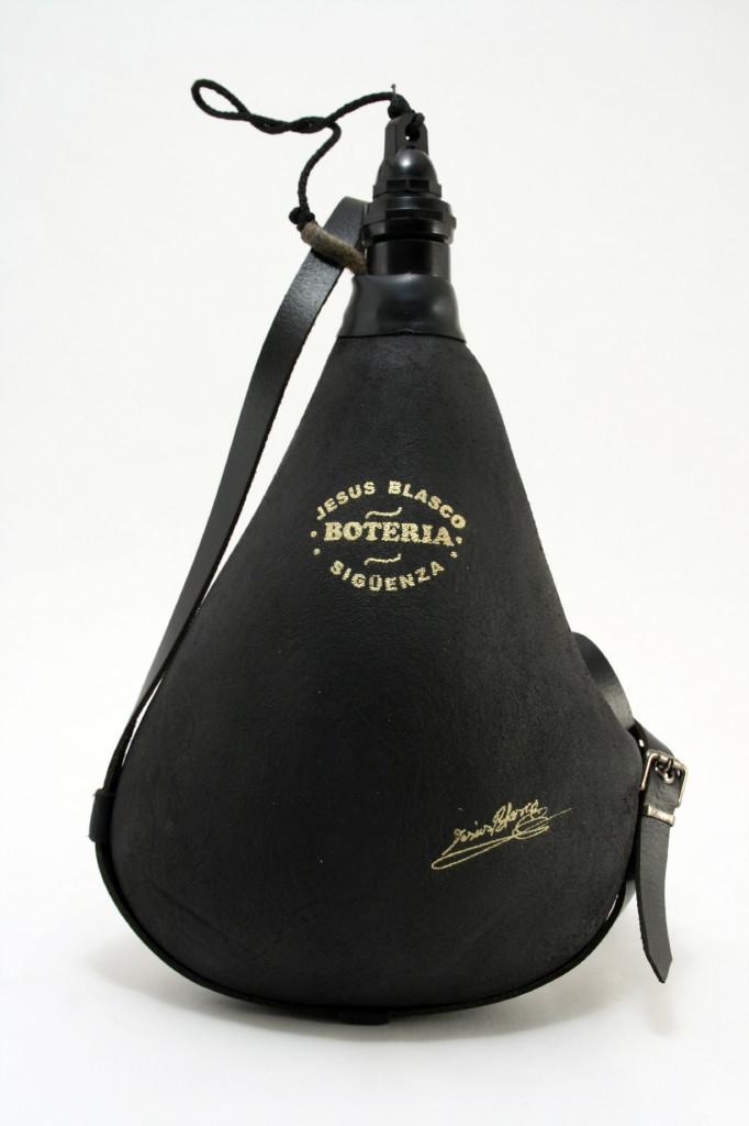 Spanish bota bag leather 1l wineskin made in Spain wine skin