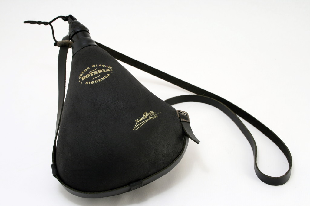 Spanish bota bag leather 1l wineskin made in Spain wine skin