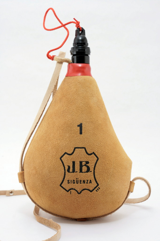 Spanish Bota de Vino Leather bota Bag Wineskin 1 Liter Wine Skin
