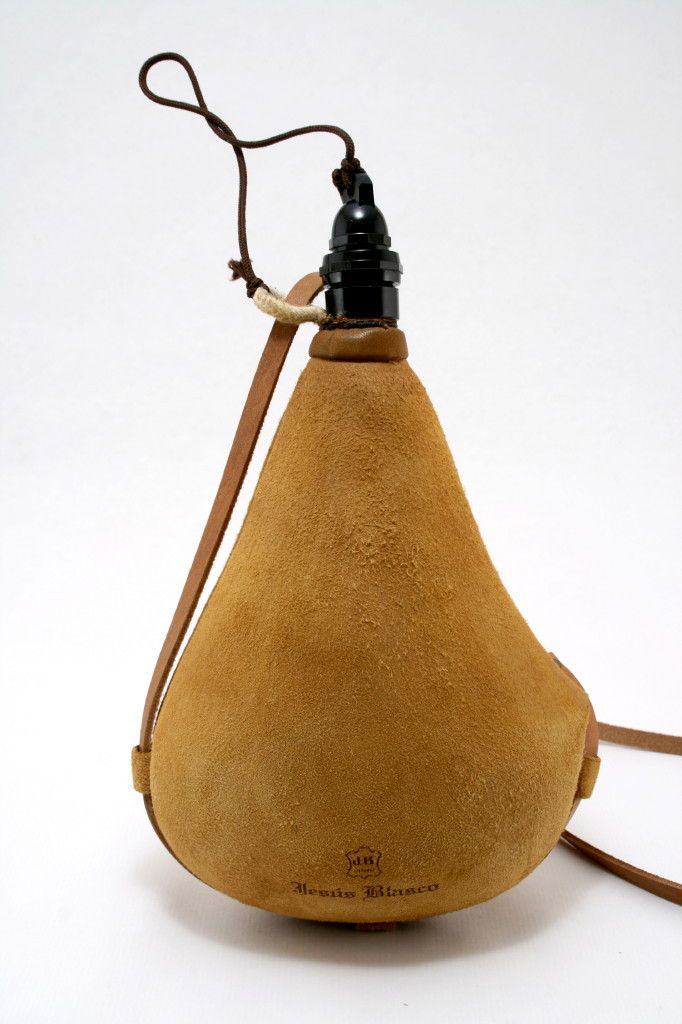 Spanish 1l leather bota bag wineskin, made in spain wine skin