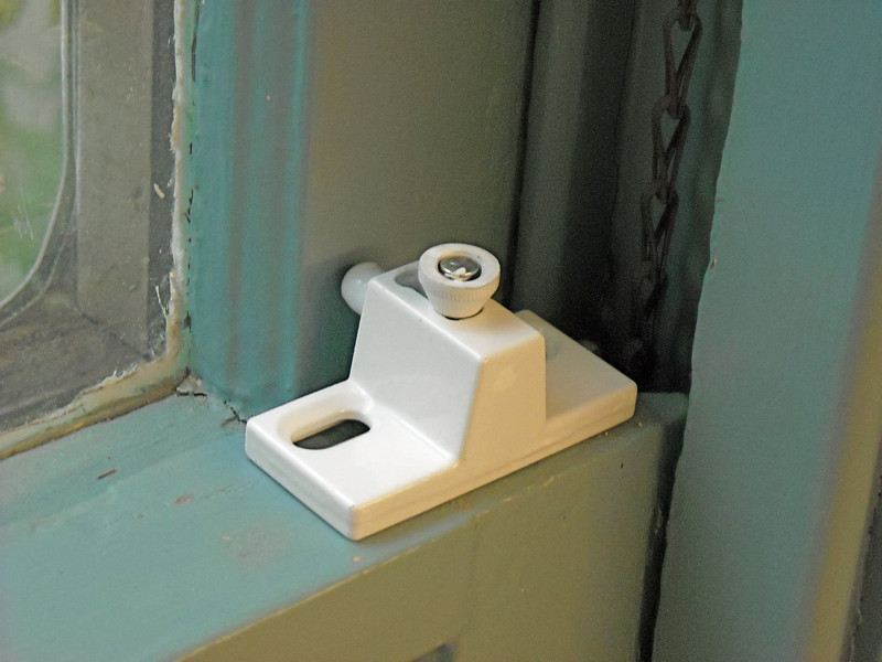 Economy Window Spring Bolt